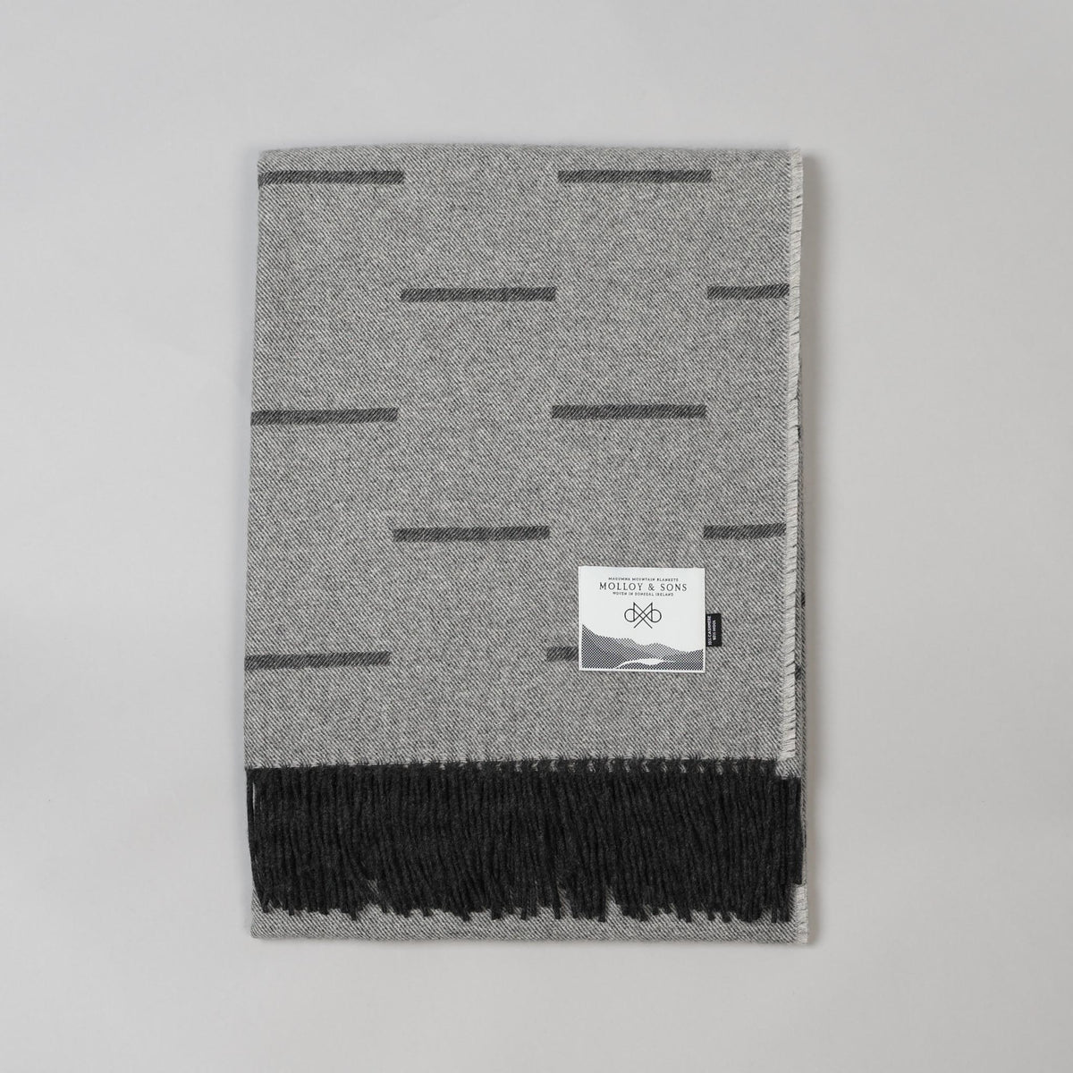 Charcoal Dash Throw – Molloy & Sons